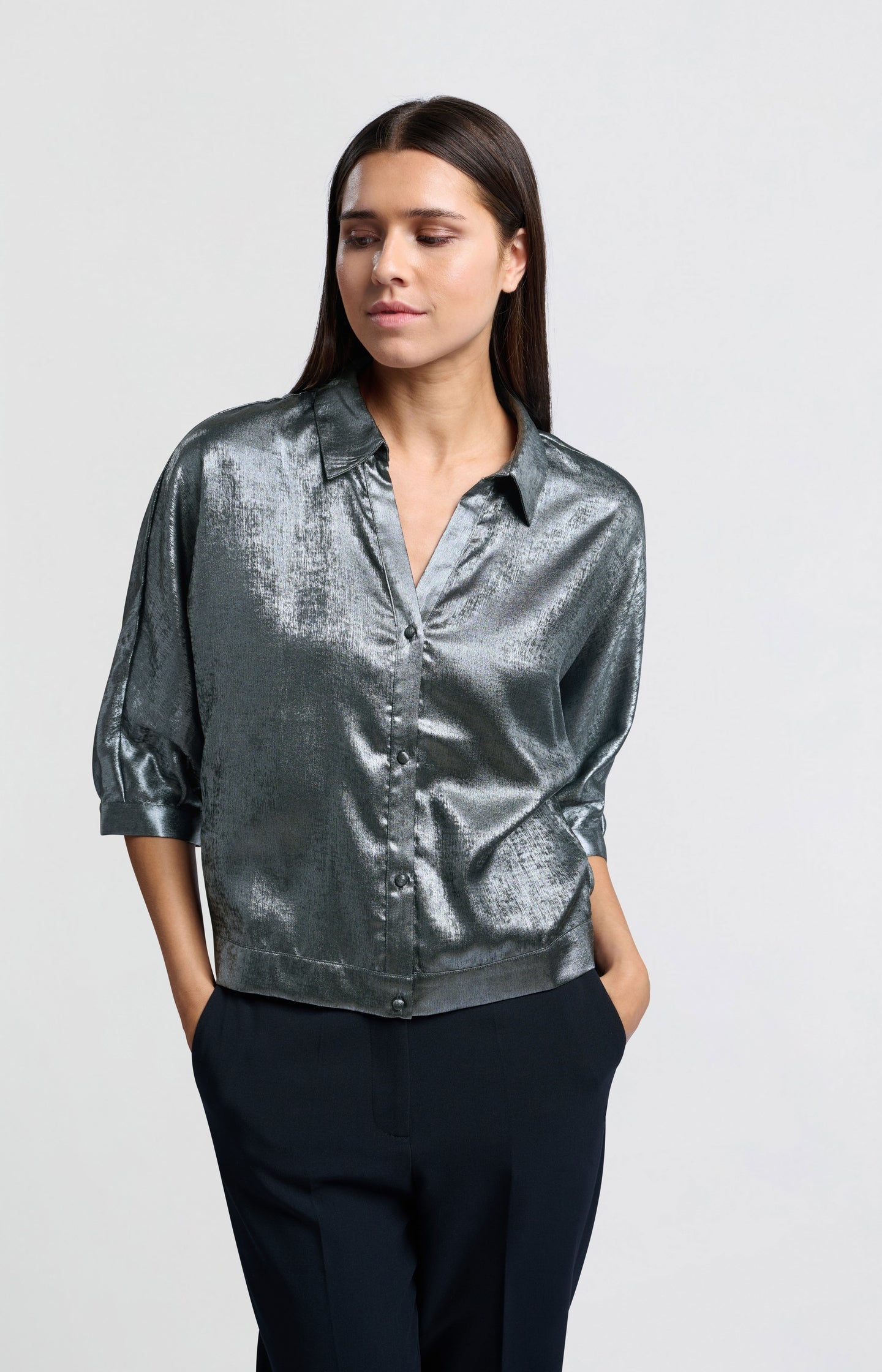 Metallic blouse with three-quarter batwing sleeves